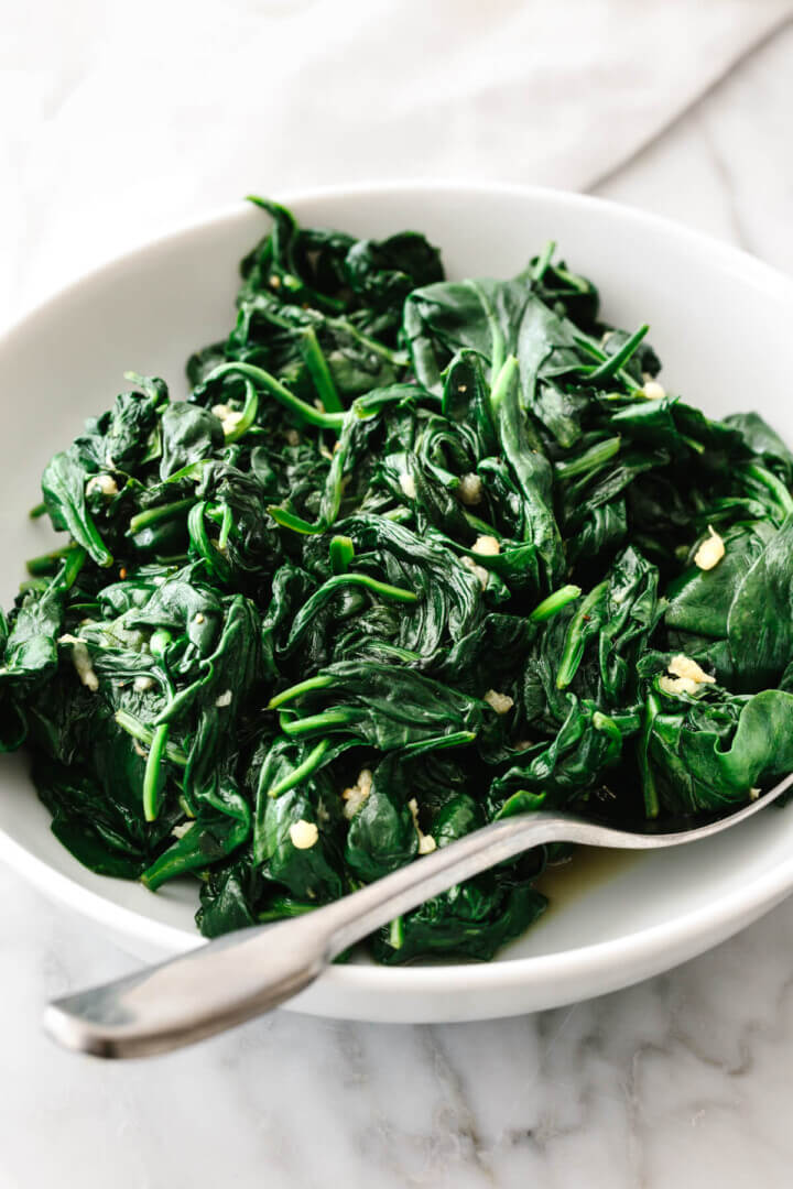 Garlic Sauteed Spinach - Downshiftology